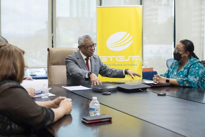 Etesa construirá línea de transmisión eléctrica entre Panamá y Colón ...